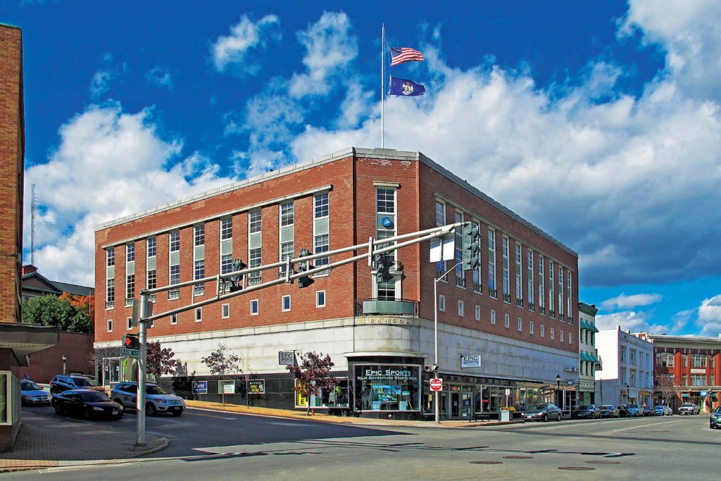 Higher Education Archives - WBRC Inc.