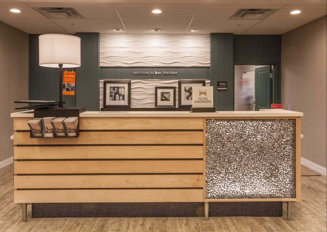 Hampton Inn Interiors - WBRC Architects/Engineers