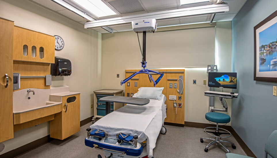 VA Manchester Urgent Care & Mental Health Services Building - WBRC Inc.